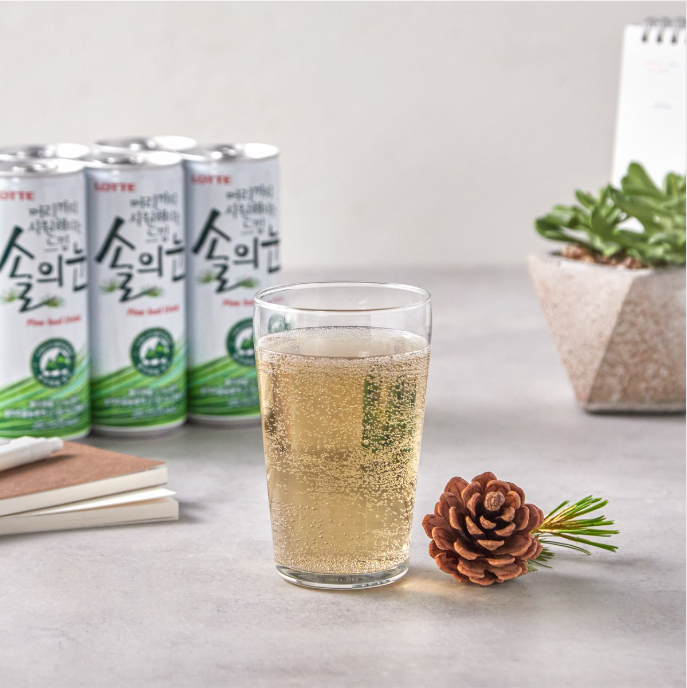 [Lotte] Chilsung Solnueun Pine Bud Drink 240ml [롯데칠성] 솔의눈 – Koryo Mart ...